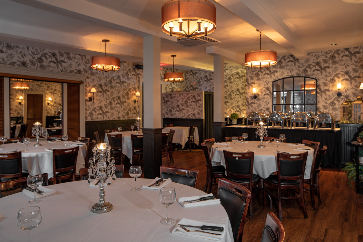 George Martin Restaurant Merrick